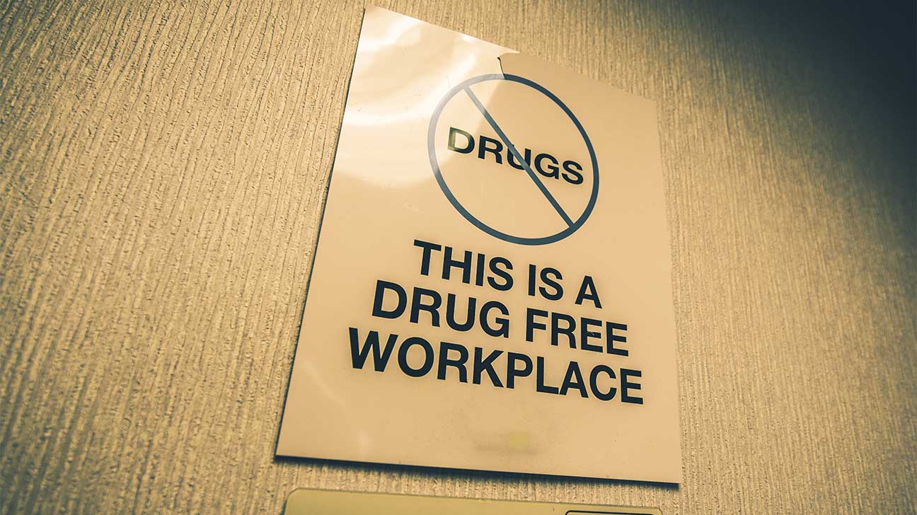 8 Signs Of Addiction In The Workplace - Addiction Resource