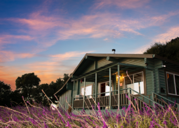 Recovery, Unity & Service: The Three Legacies Of AA - Addiction Resource